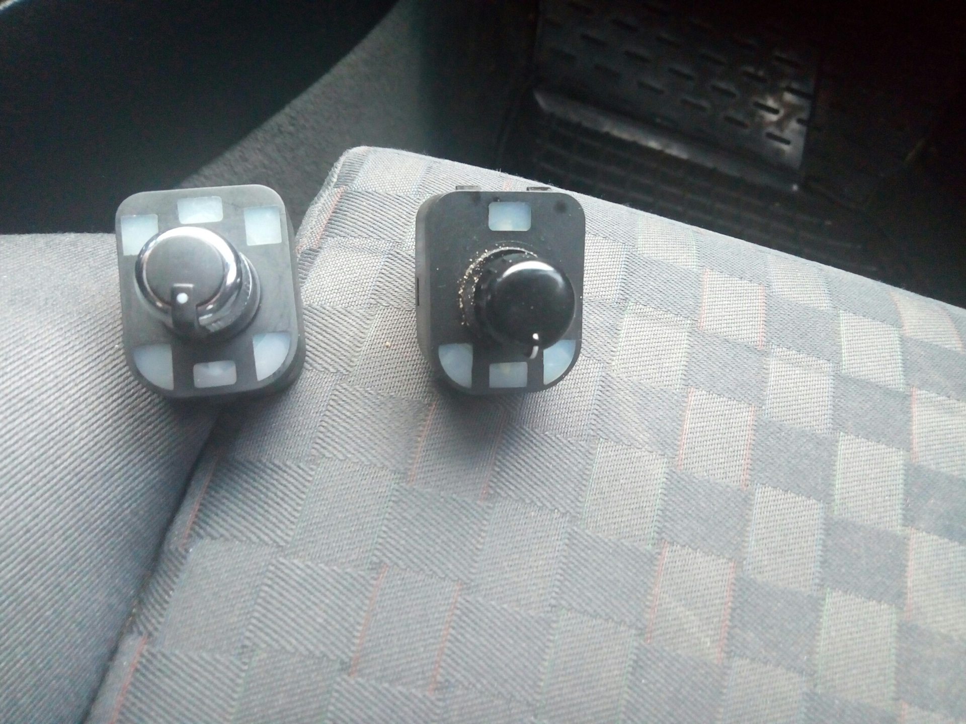 Джойстик регулировки зеркал — Audi A6 Avant (C5), 2,8 л, 1999 года ...