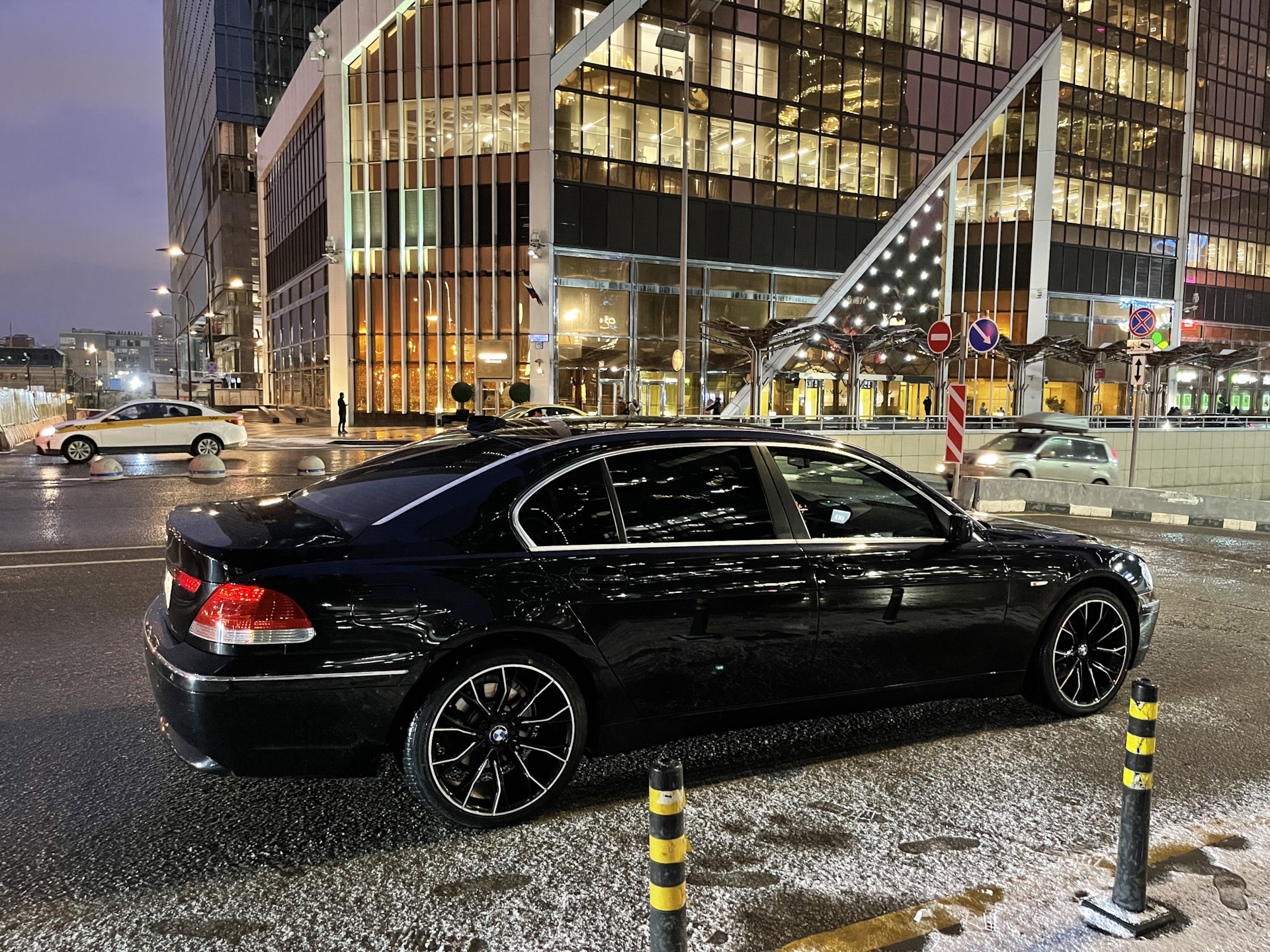 Переобуваемся) — BMW 7 series (E65/E66), 3,6 л, 2004 года | колёсные диски | DRIVE2