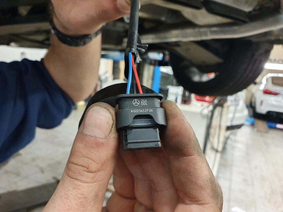 Выхлоп Eisenmann на M5 F90 — BMW M5 (F90), 4,4 л, 2018 года | тюнинг ...