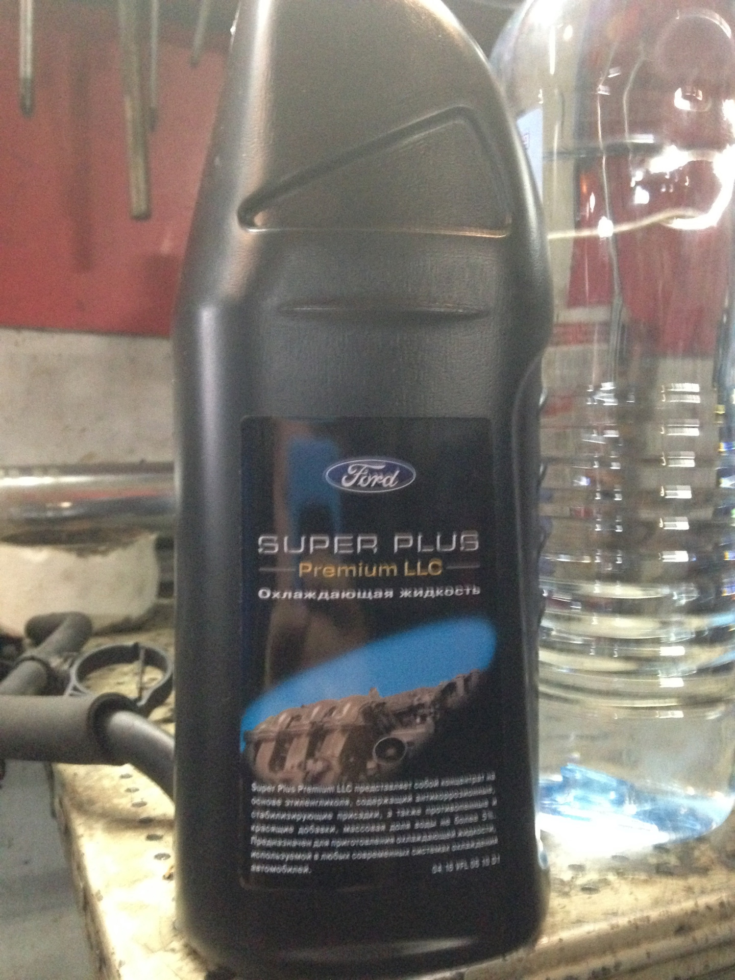 180. Замена бачка ОЖ и радиатора охлаждения — Ford Focus Hatchback III ...