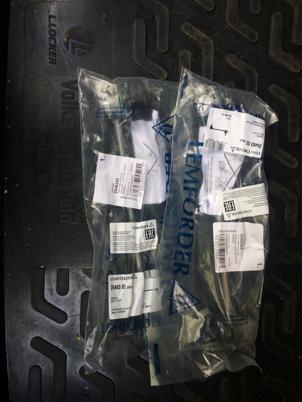 Стойки стаба, зимняя резина — Volkswagen Polo Sedan, 1,6 л, 2012 года ...