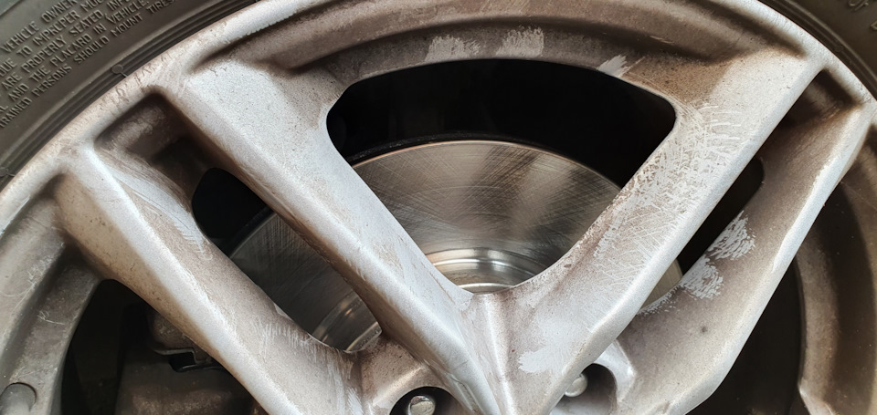 Замена передних тормозных дисков и колодок — KIA Ceed SW (2G), 1,6 л ...