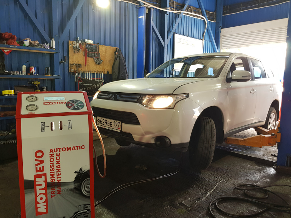 #136 Mitsubishi Outlander. Полная замена масла в вариаторе ...