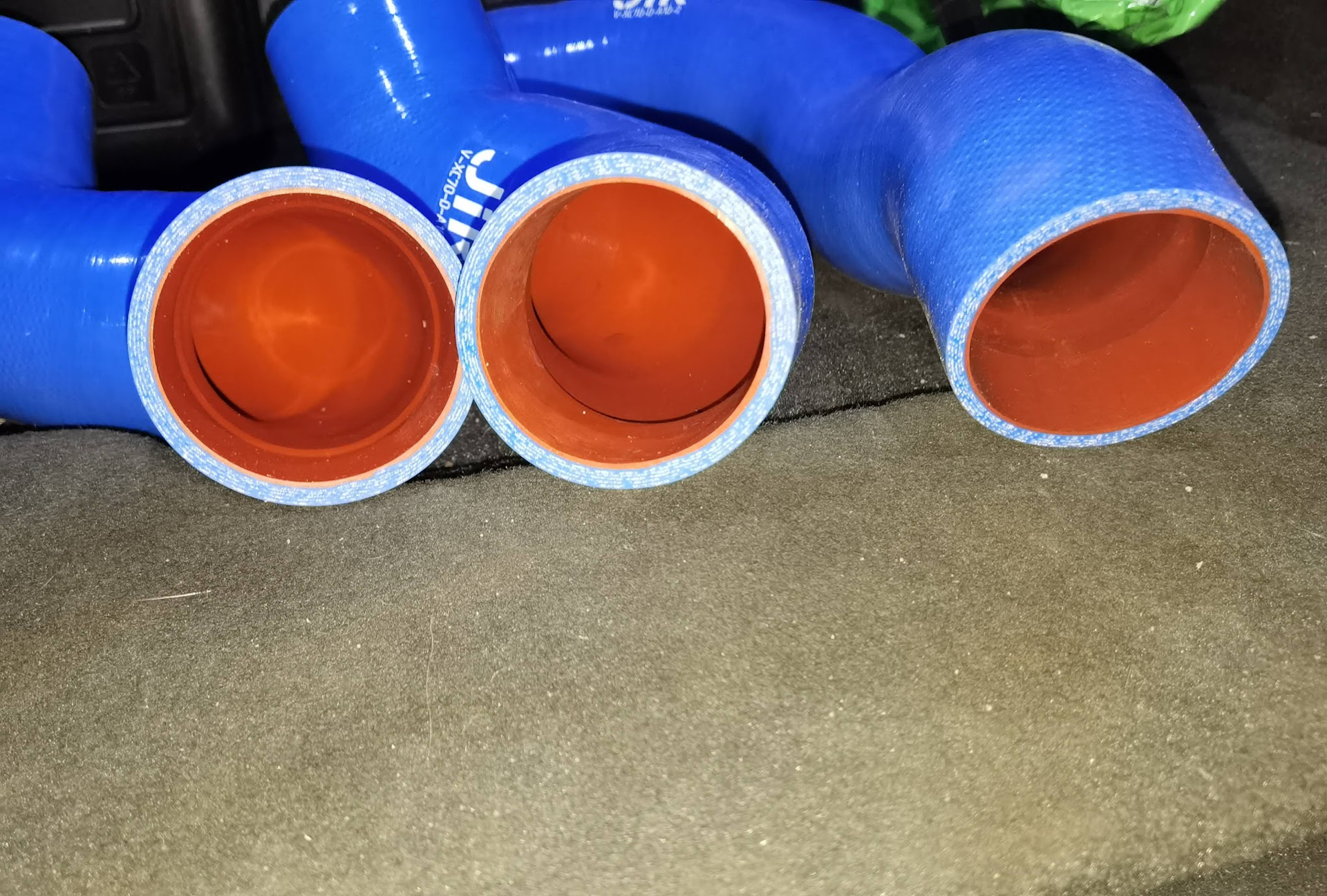 Патрубки интеркулера JiR Silicone — Volvo XC60 (1G), 2,4 л, 2013 года ...