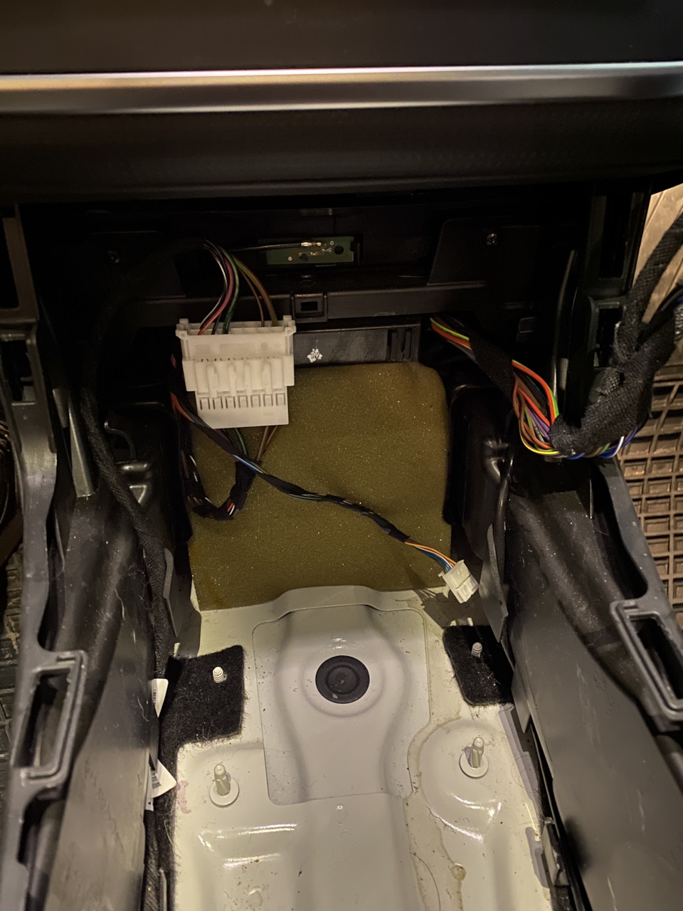 Подсветка подстаканника — Mercedes-Benz A-Class (W176), 1,6 л, 2014 ...