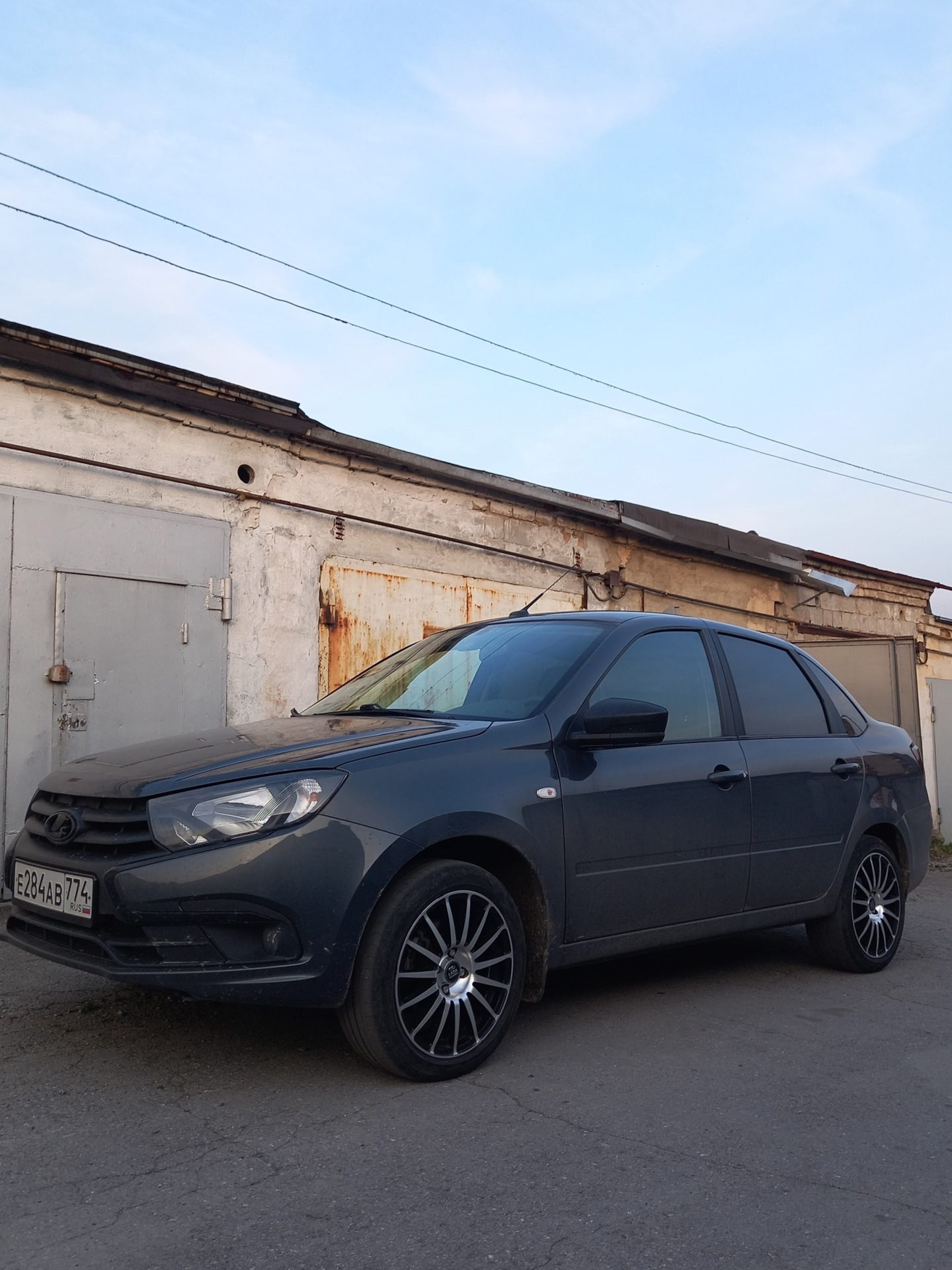 Установка колес Лада Гранта Спорт р16 — Lada Гранта (2G) FL, 1,6 л ...