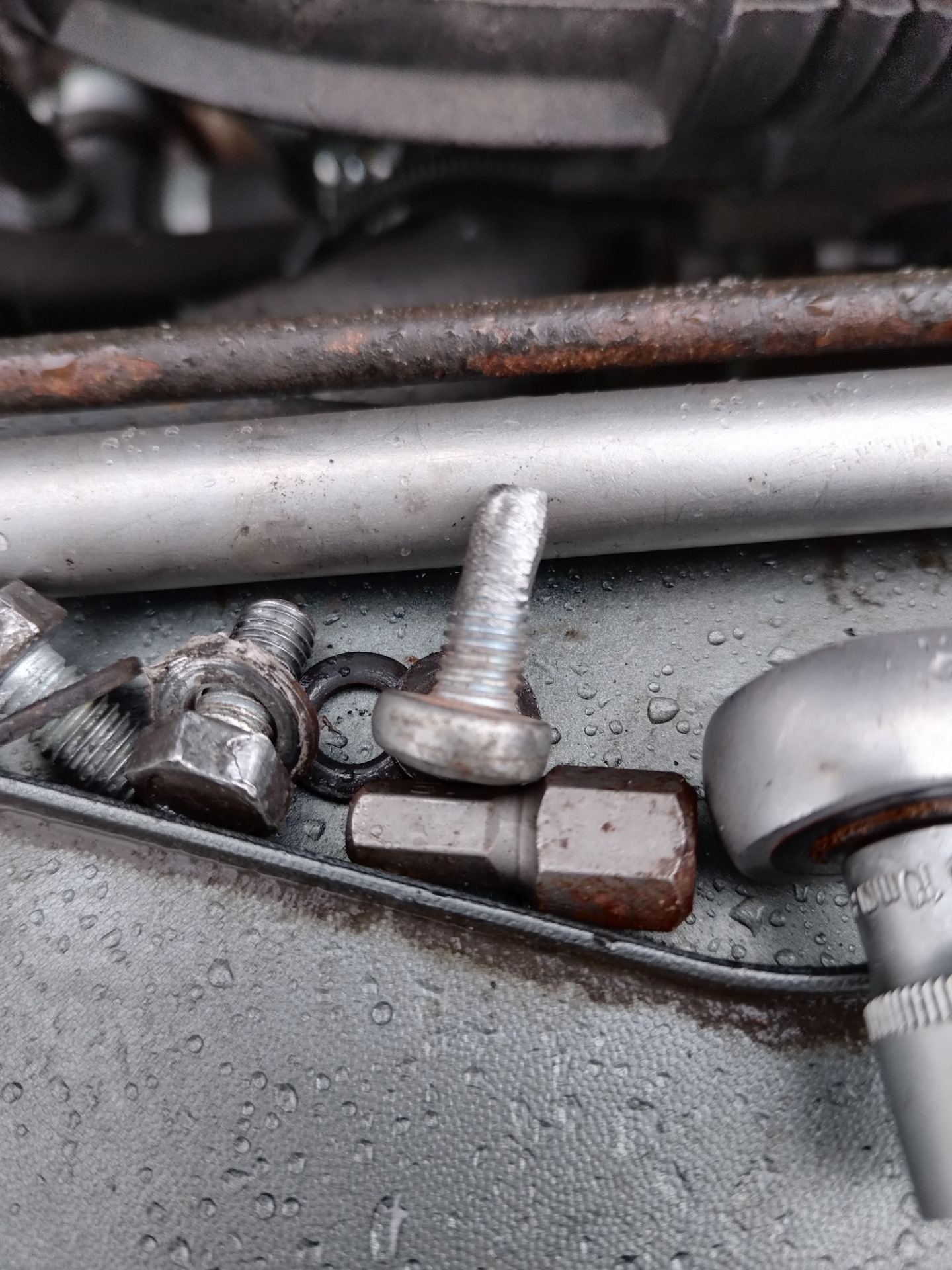 Уменьшенный шкив помпы — Chevrolet Niva GLX, 1,7 л, 2012 года | своими ...