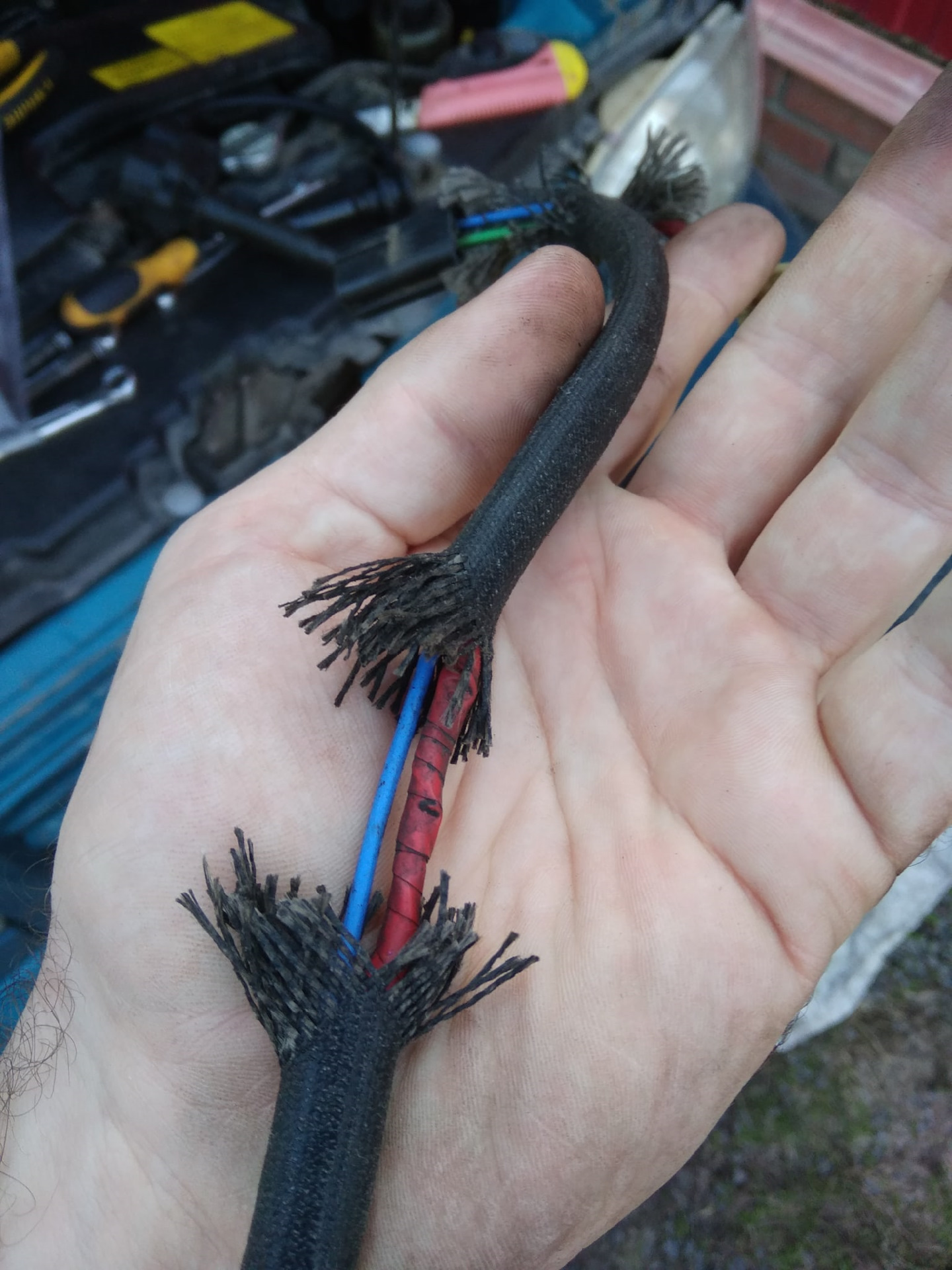 Замена проводки, обнаружение новых проблем — KIA Sportage (1G), 2 л ...