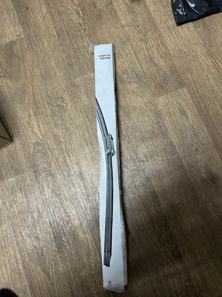 Комплект щеток RAPID 5JB998001 на Skoda Rapid (2G), Skoda Rapid (1G ...