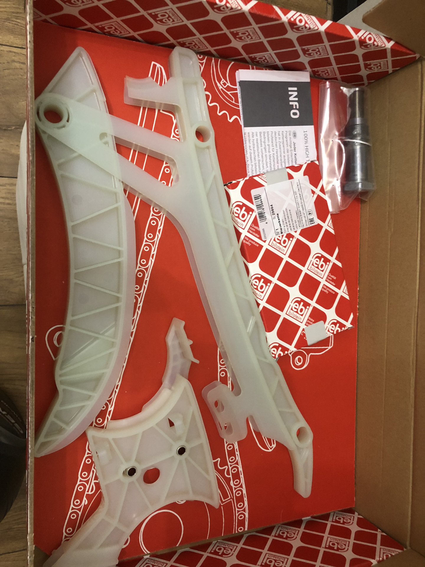 Замена цепи ГРМ и Маслонасоса Bmw f30 320i 2015 — BMW 3 series (F30), 2 ...