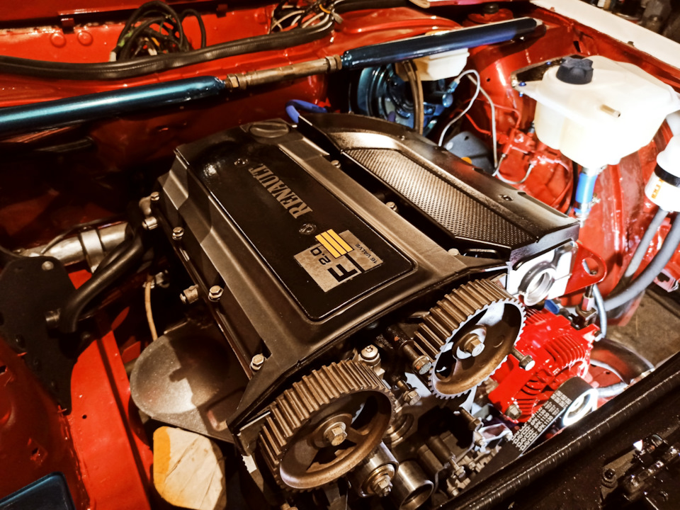 SWAP F7R. Часть 9. Установка ГБЦ. Примерка приводного ремня, насос ГУРа ...