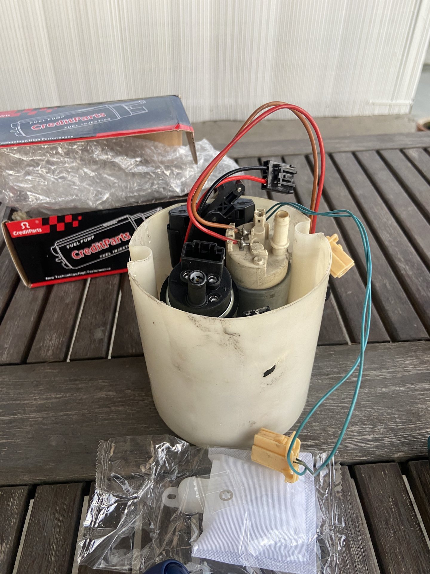 Борьба с топливом 2aaf ч1 — BMW 3 series Coupe (E92), 3 л, 2008 года ...