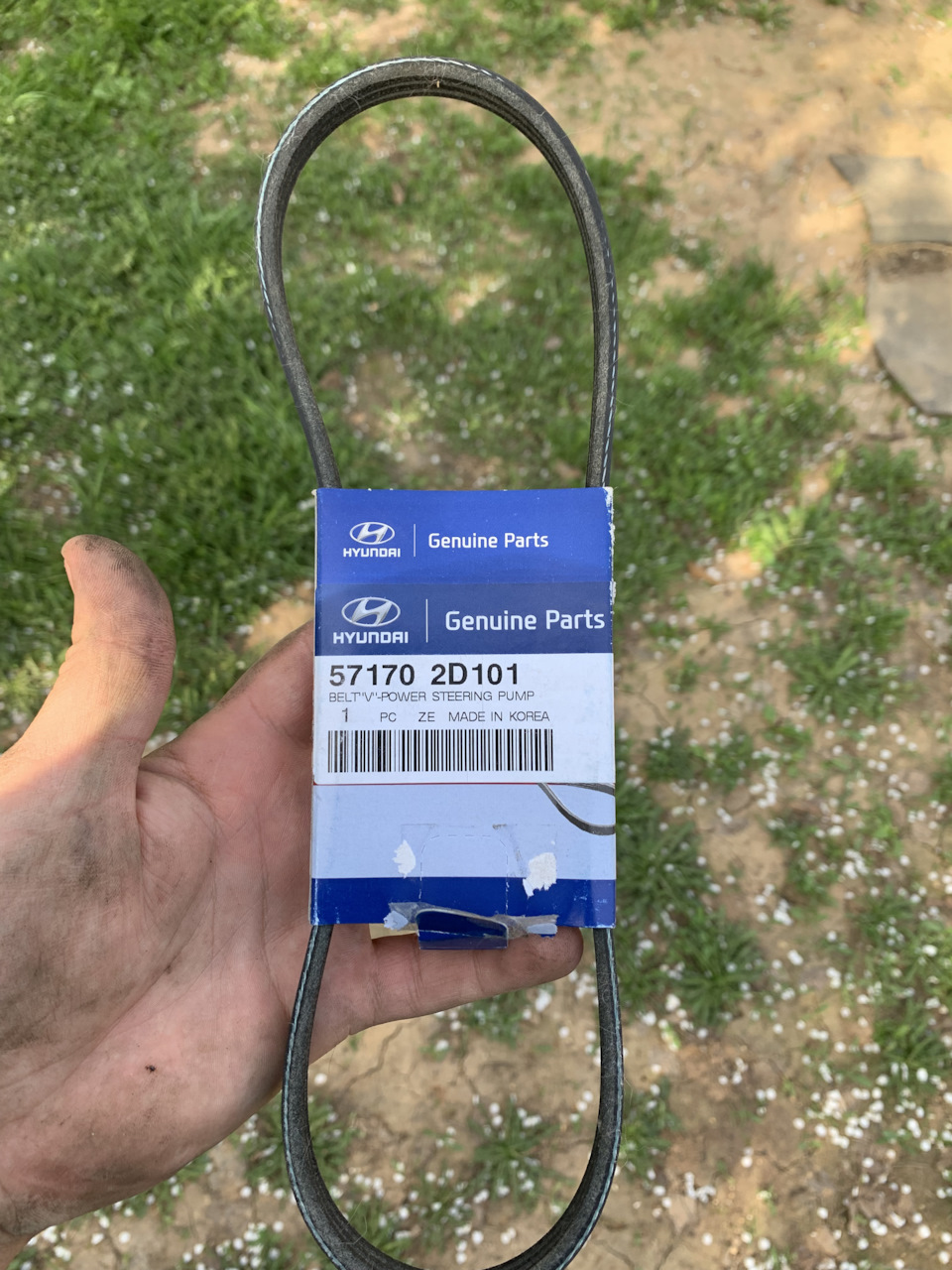 Уплотнитель капота и замена ремня ГУР — Hyundai Tucson (JM), 2 л, 2008 ...