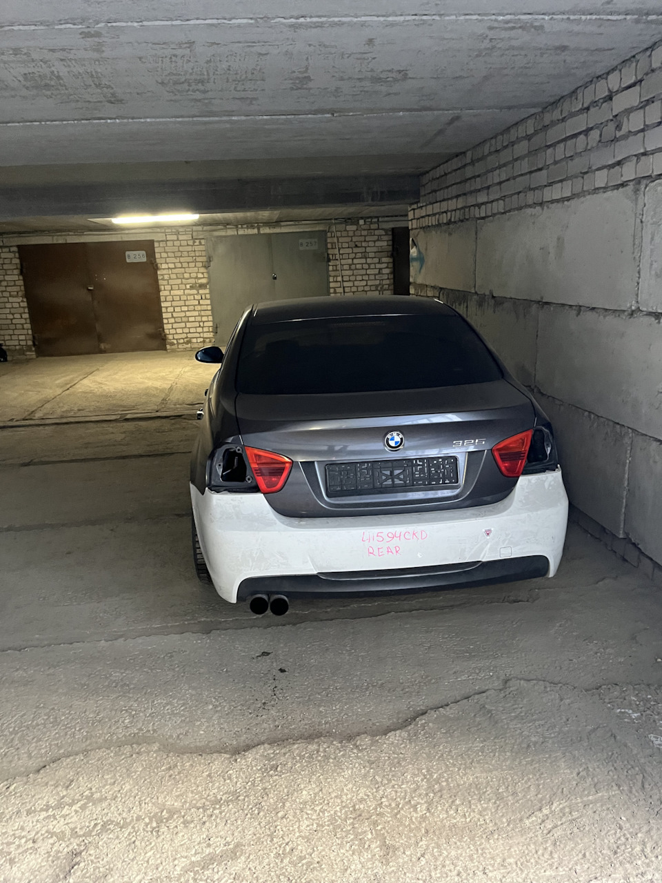 Тизер. М тех. Ищу задние фонари black line. — BMW 3 series (E90), 2,5 л, 2005 года | тюнинг | DRIVE2