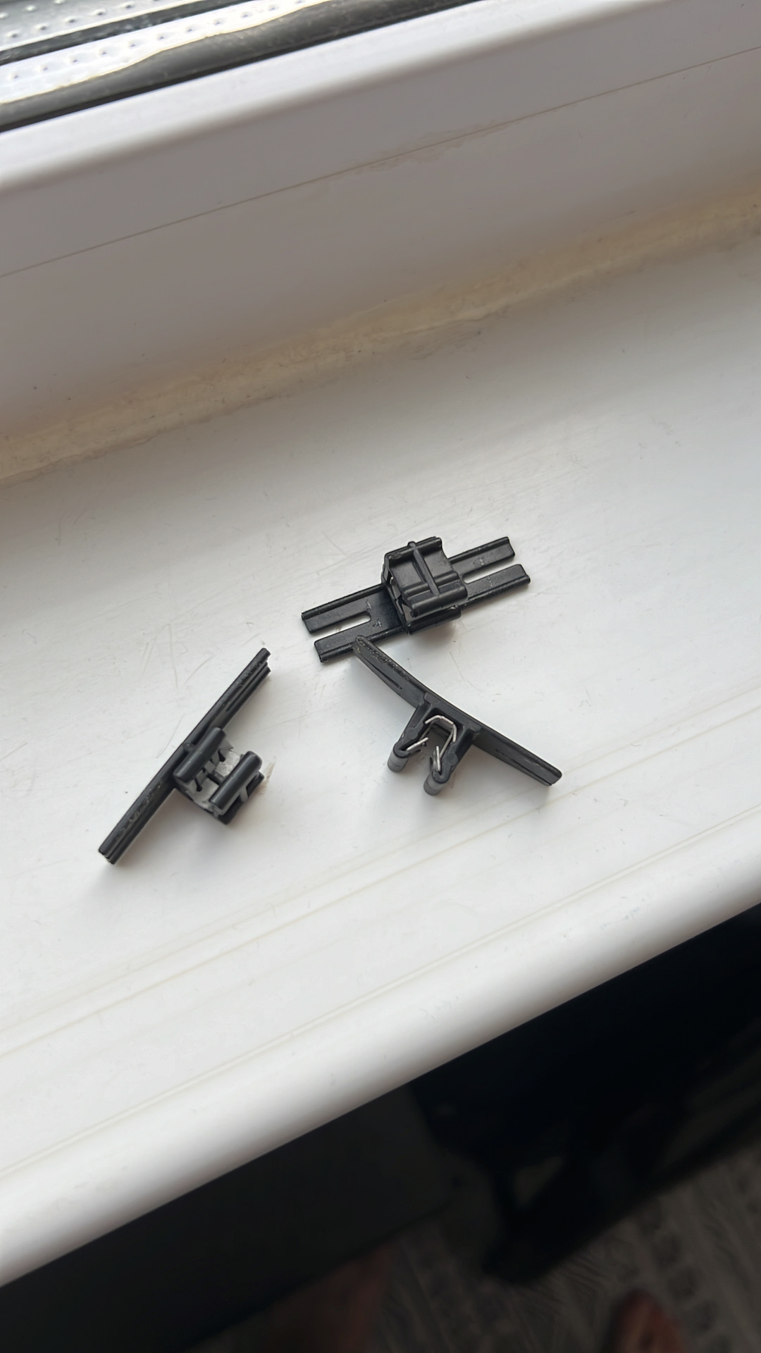 Нижний корпус фильтра и мелочи — BMW 3 series (E90), 3 л, 2009 года ...