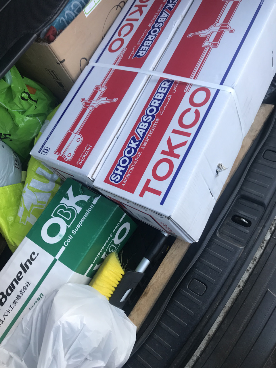 Задние пружины и амортизаторы — Lexus RX (2G), 3,3 л, 2004 года ...