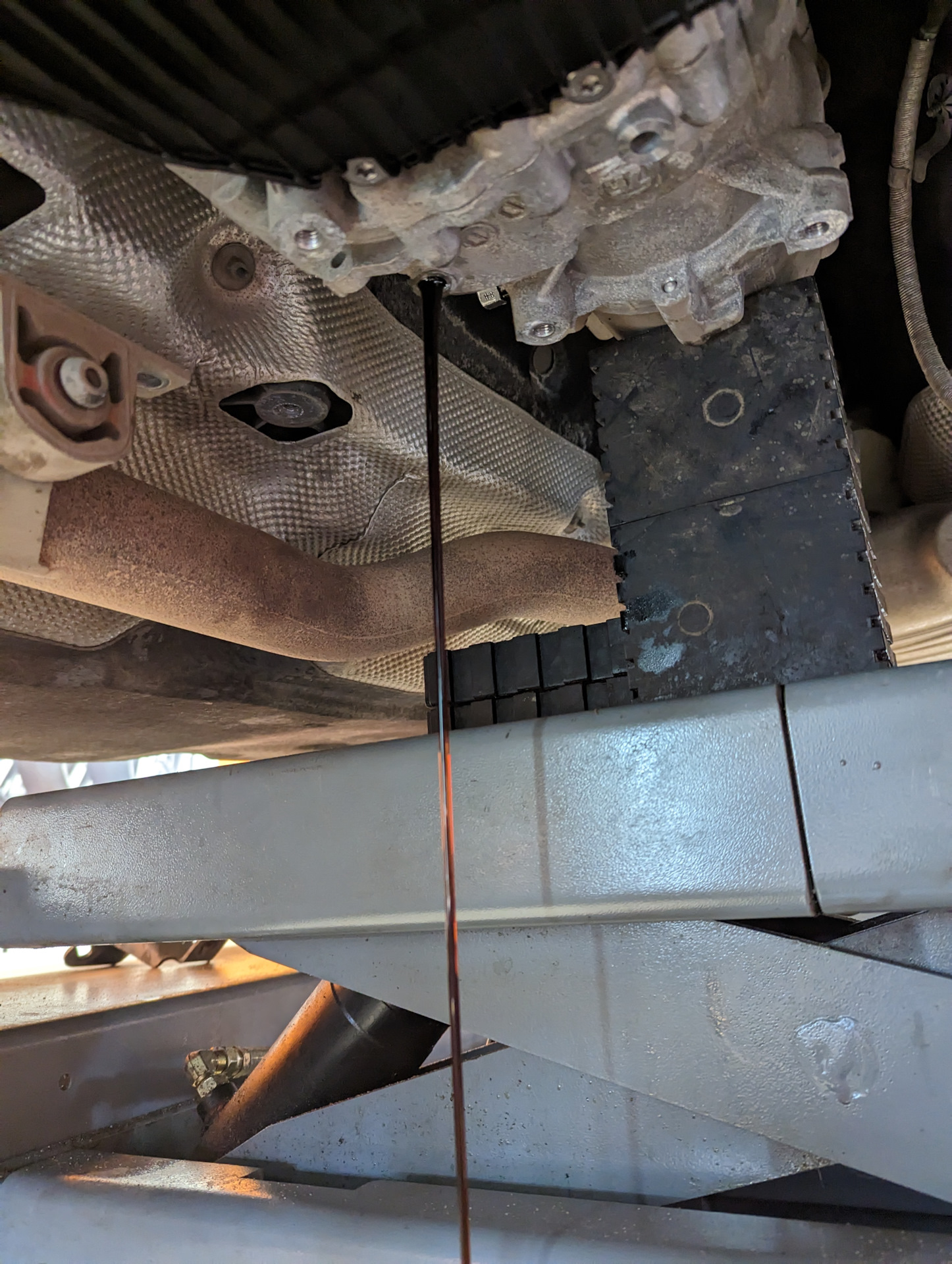 Полная замена масла в АКПП Volkswagen Touareg. Двигатель, дифференциалы ...