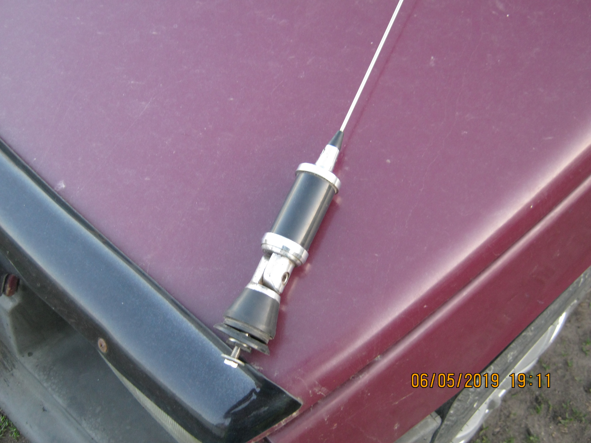 Врезал СИ-БИ антенну :) — Lada Ока 11113, 0,8 л, 1998 года | тюнинг | DRIVE2