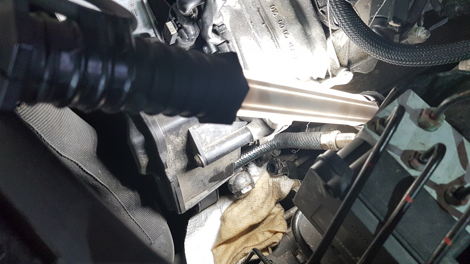 Течет в жилах его, жидкость гидравлическая. Замена — GL 500 (X164 ...