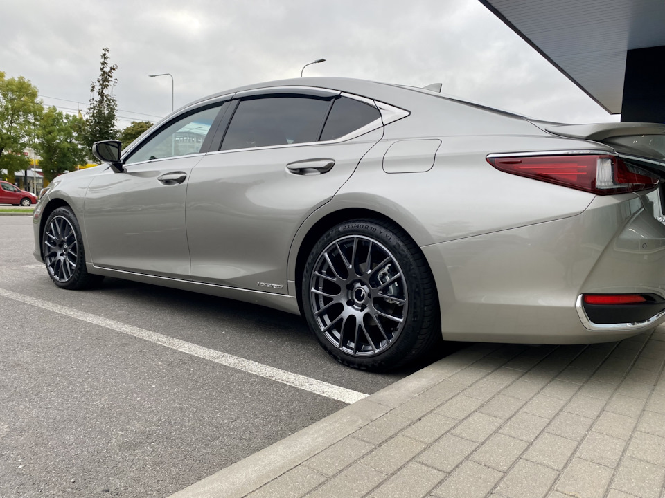 Фото на дисках Tanabe SSR GTV04 19" — Lexus ES (7G), 2,5 л, 2021 года | колёсные диски | DRIVE2