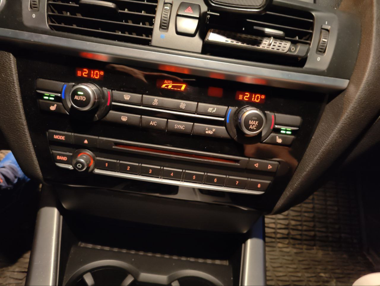 Установка системы RDC + подогрев сидений — BMW X3 (F25), 3,5 л, 2013 ...