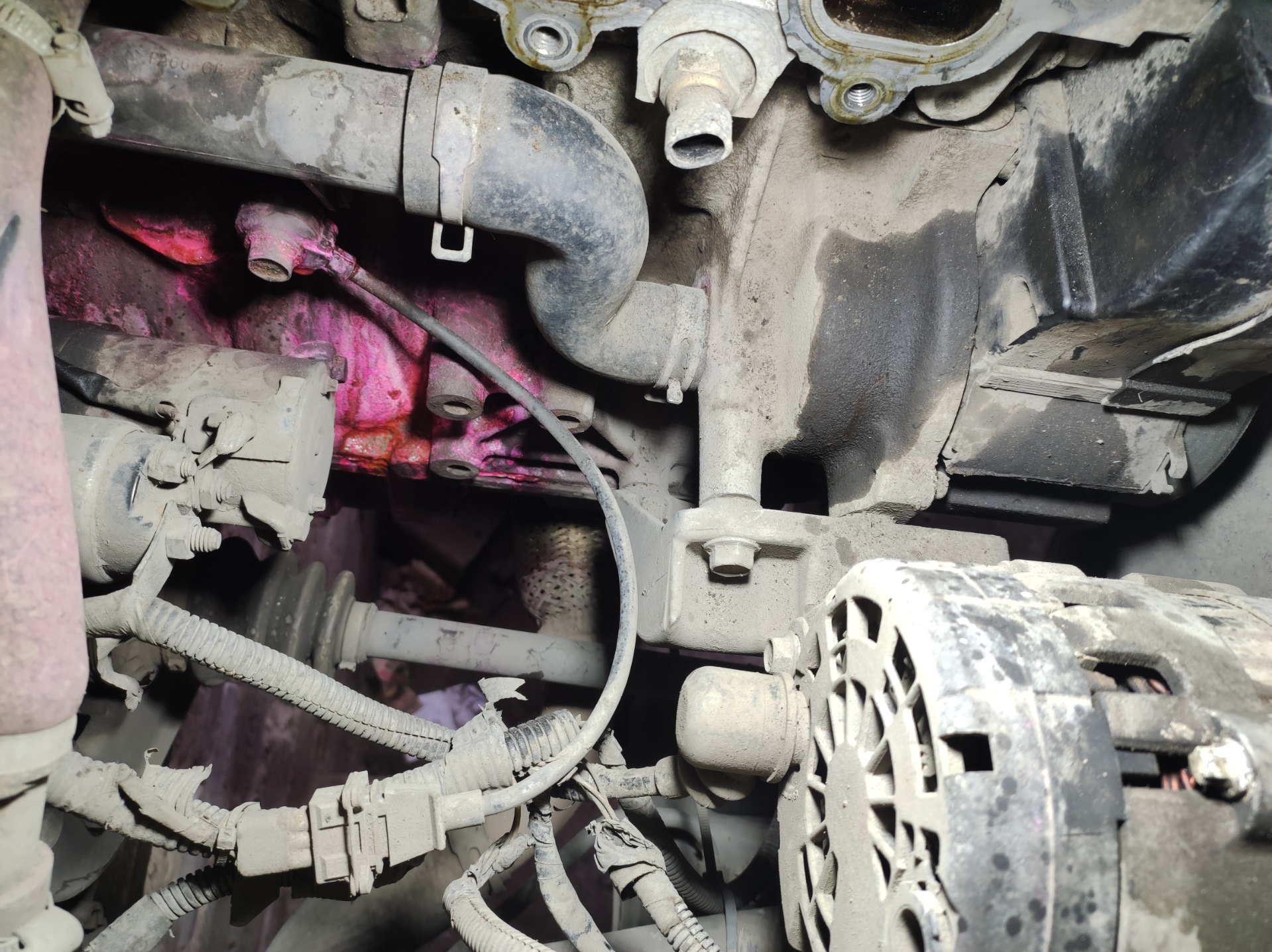 Потек антифриз, думал одно вылезло другое — Chevrolet Lacetti 5D, 1,8 л ...