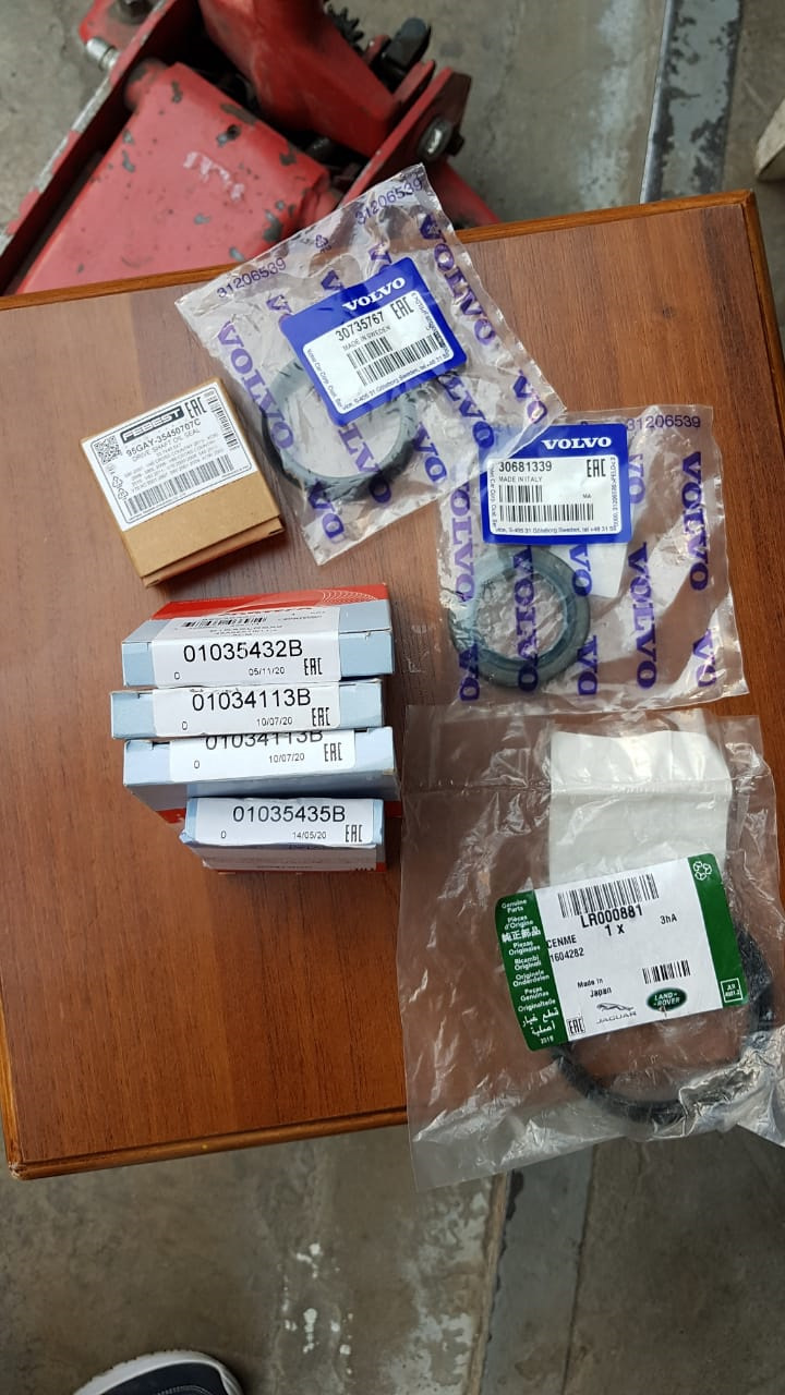 Обслуживание угловой — Volvo XC90 (1G), 4,4 л, 2008 года | визит на ...