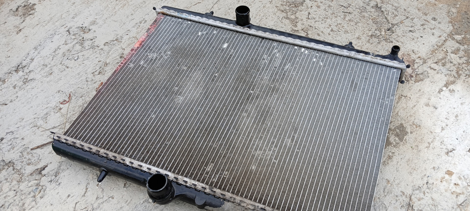 Замена радиатора 9814418580 на аналог — Peugeot 408 (1G), 1,6 л, 2013 ...