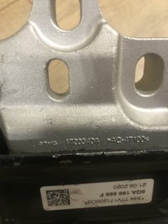 5QA199555F Подушка (опора) КПП VAG | Запчасти на DRIVE2