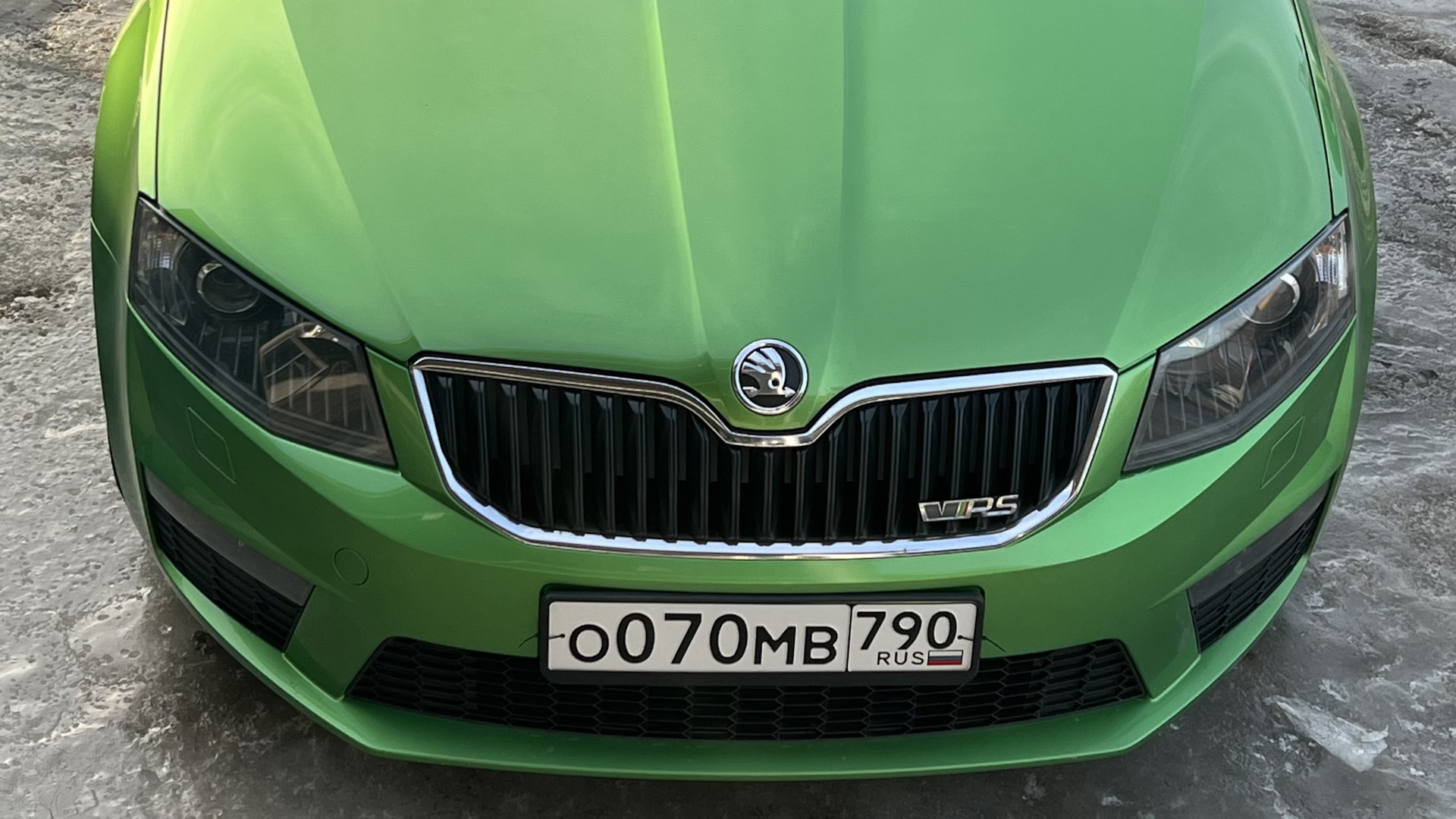 Выборы машины дня 🍀 — Skoda Octavia Rs A7 Mk3 2 л 2014 года просто