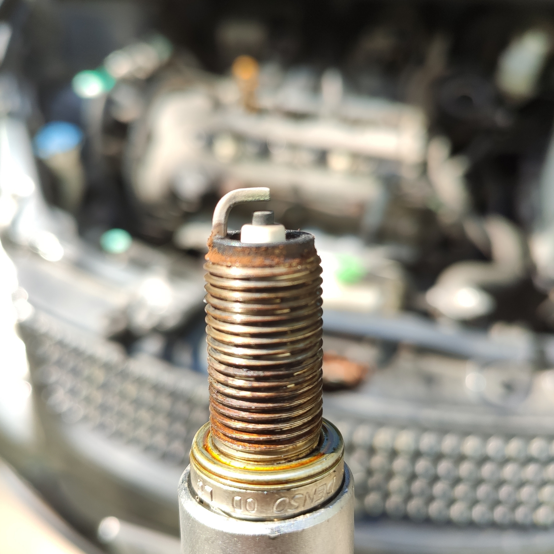 Замена свечей — Suzuki SX4 (1G), 1,6 л, 2011 года | плановое ТО | DRIVE2