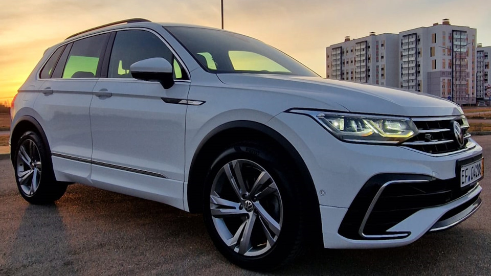 Продажа Volkswagen Tiguan (2G) 2021 (бензин, АКПП) — с историей ...