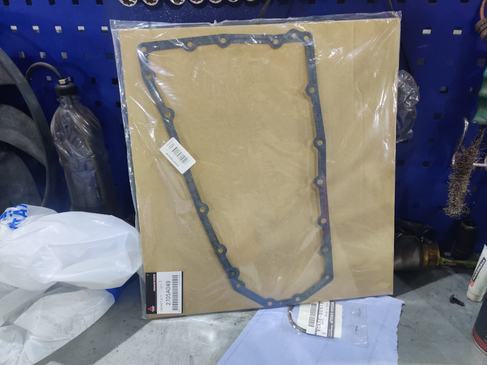 2705A049 Прокладка масляного поддона акпп Mitsubishi | Запчасти на DRIVE2