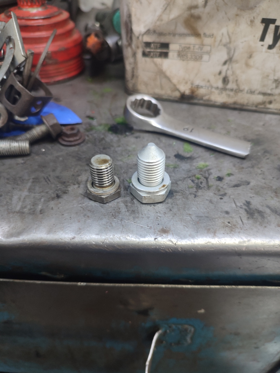 Замена масла и ремонт пробки поддона — BMW X1 (E84), 2 л, 2012 года ...