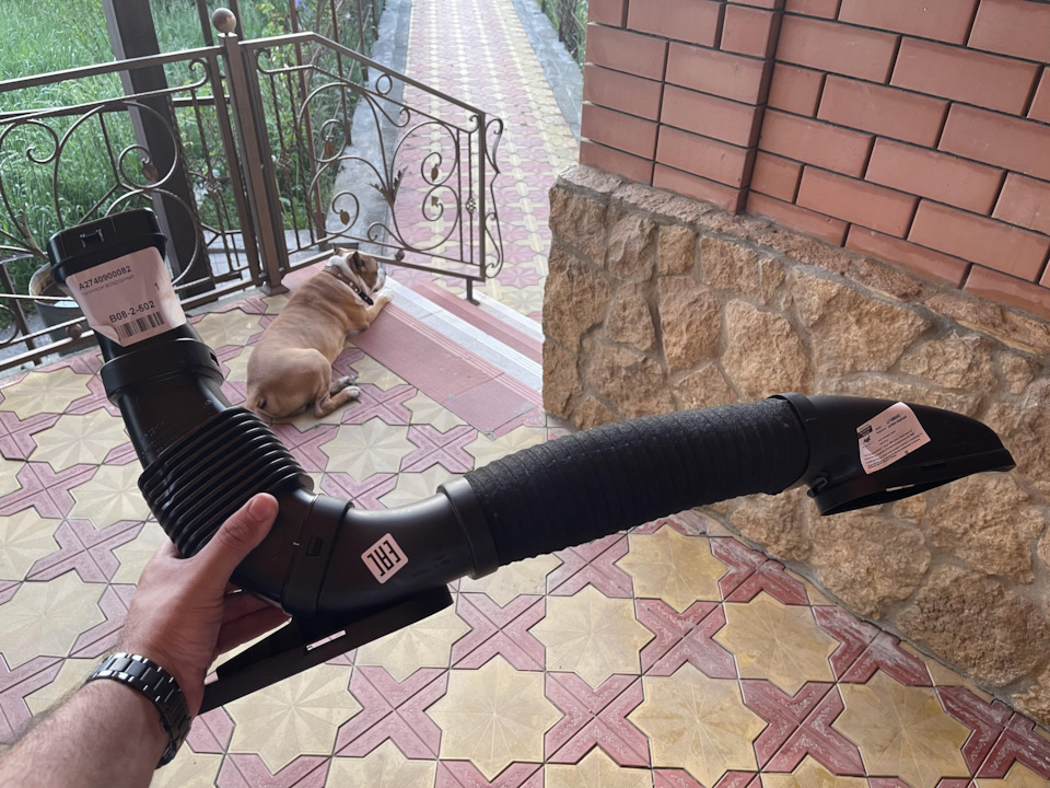 A2740900082 Патрубок воздушный Mercedes | Запчасти на DRIVE2