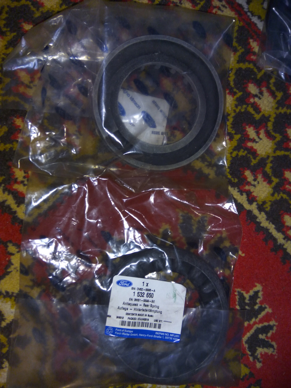 1532650 Проставка задней пружины верхняя / C-Max, Focus-II/III, Kuga 11 ...