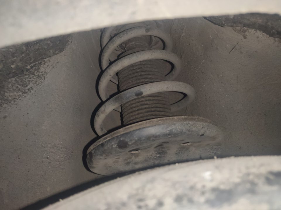 Замена задних стоек — Toyota Vista (40), 2 л, 1994 года | запчасти | DRIVE2