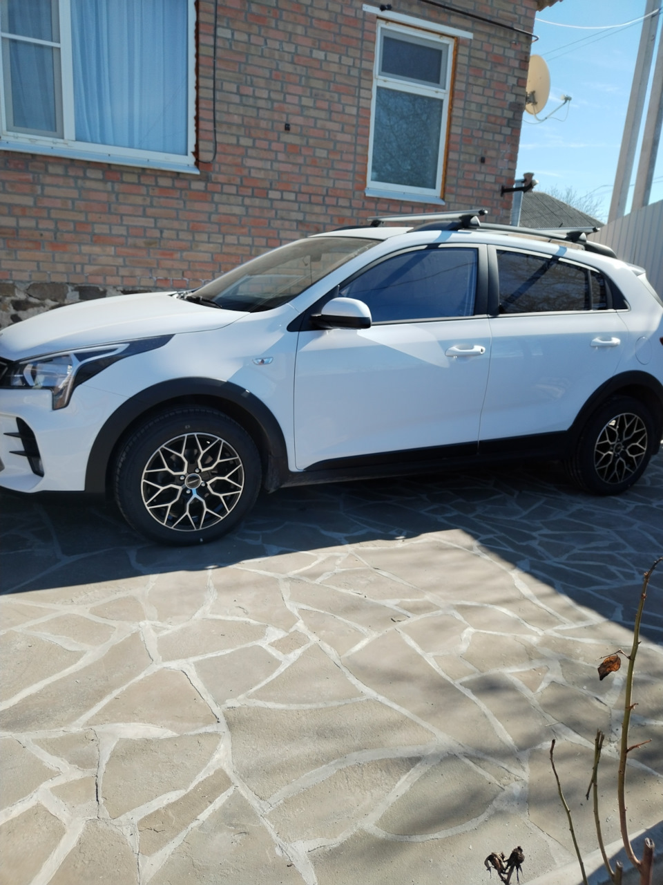 Летние колёса 16 — KIA Rio X, 1,6 л, 2021 года | колёсные диски | DRIVE2