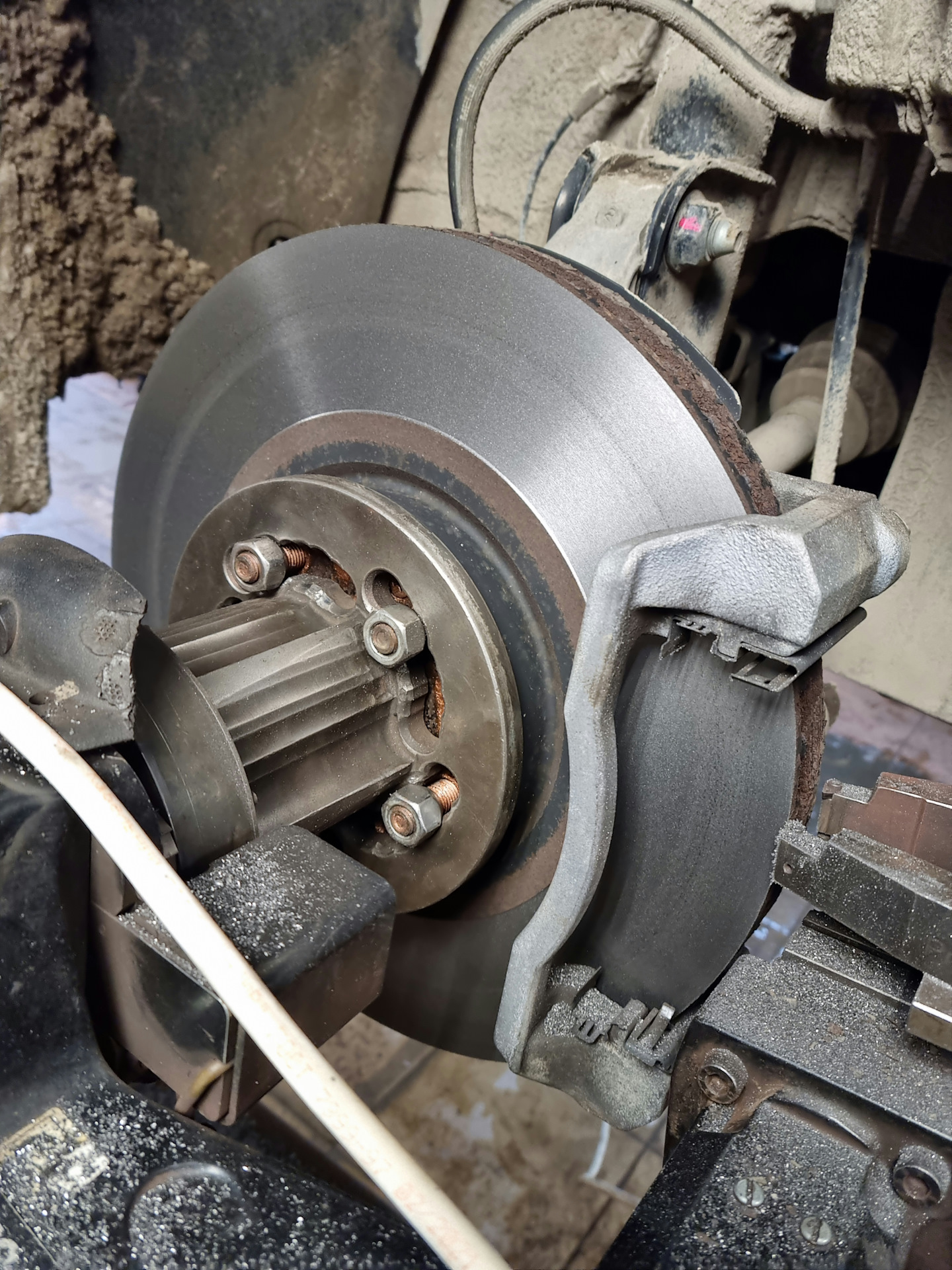 Тормоза — Hyundai Santa Fe (4G), 2,2 л, 2018 года | расходники | DRIVE2