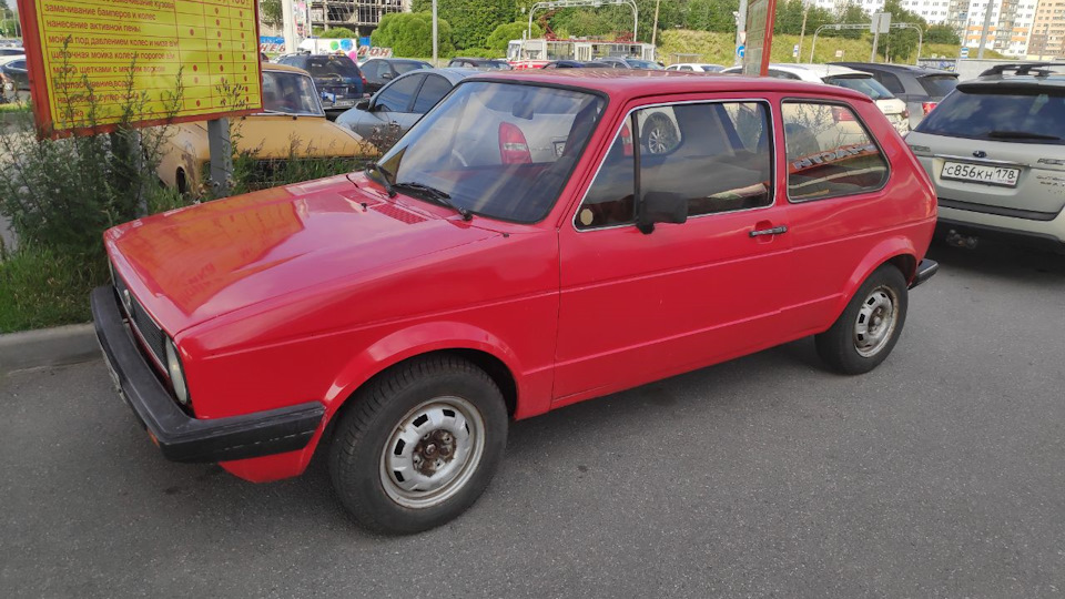 Volkswagen Golf Mk1 1.3 бензиновый 1980 | mk1 "Old swaggerer" на DRIVE2
