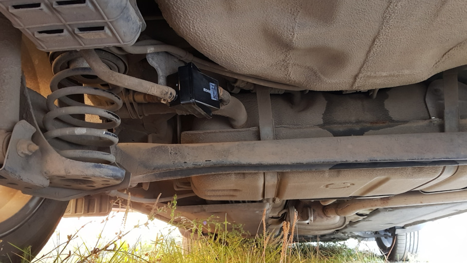 Замена воздушного фильтра вентиляции топливного бака 31453-1D050 — KIA ...