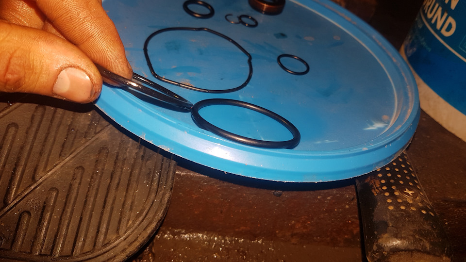 Прокладки ГУР — Pontiac Vibe (1G), 1,8 л, 2004 года | плановое ТО | DRIVE2