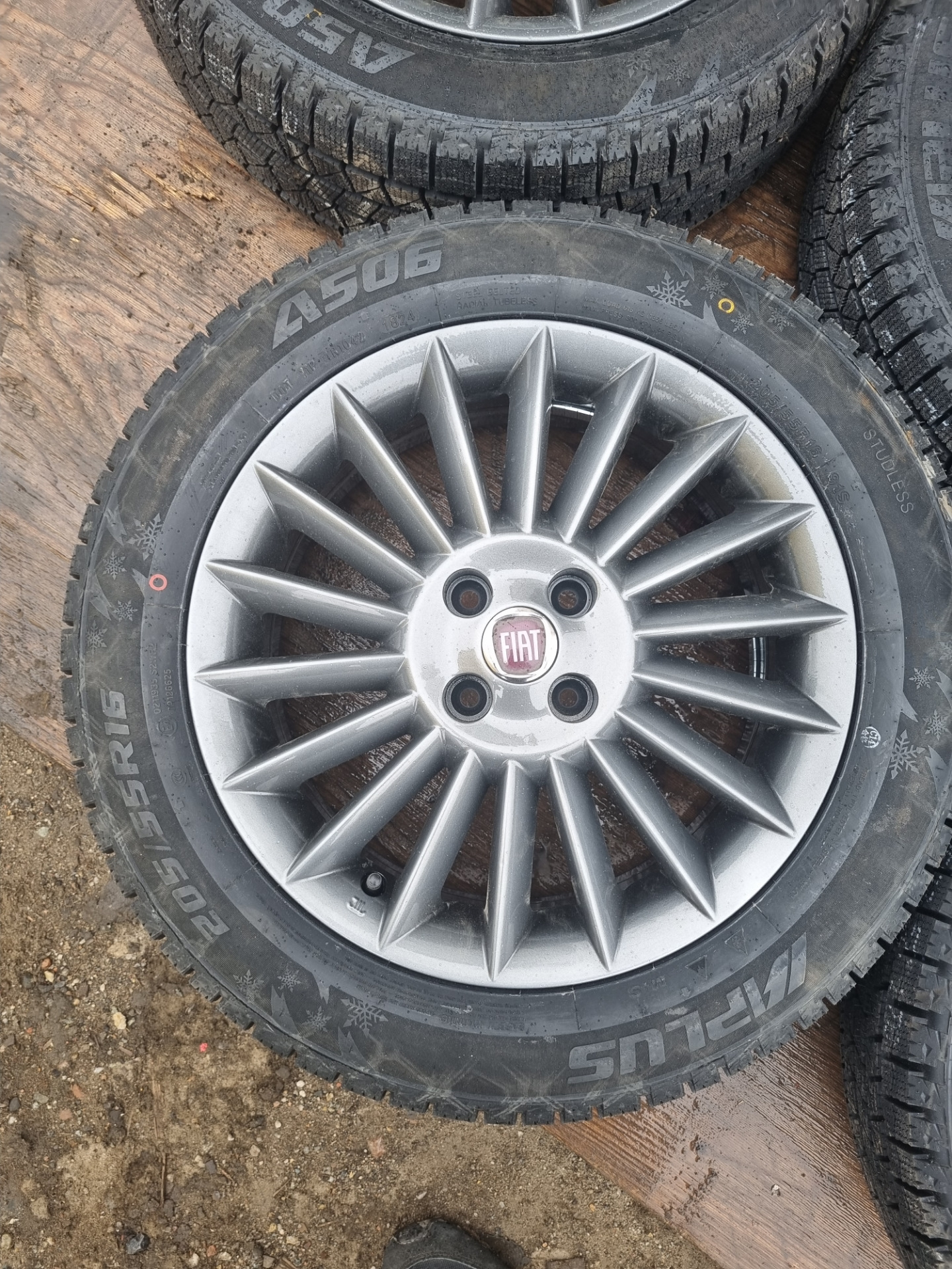 К зиме готов — FIAT Linea, 1,4 л, 2011 года | колёсные диски | DRIVE2