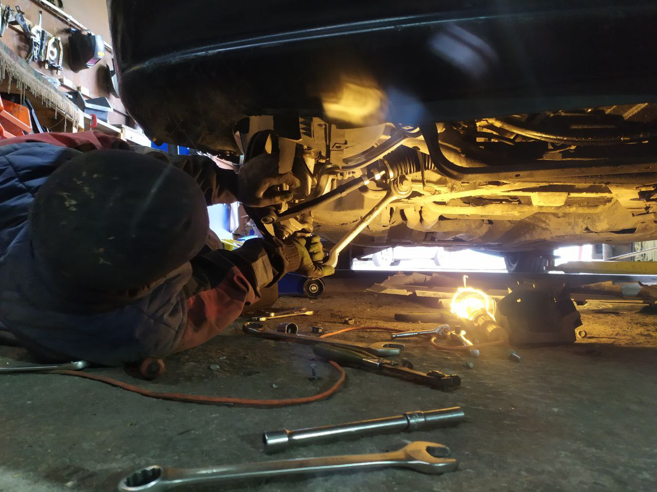 Замена передней подвески — BMW 5 series (E39), 2,5 л, 2003 года | визит ...