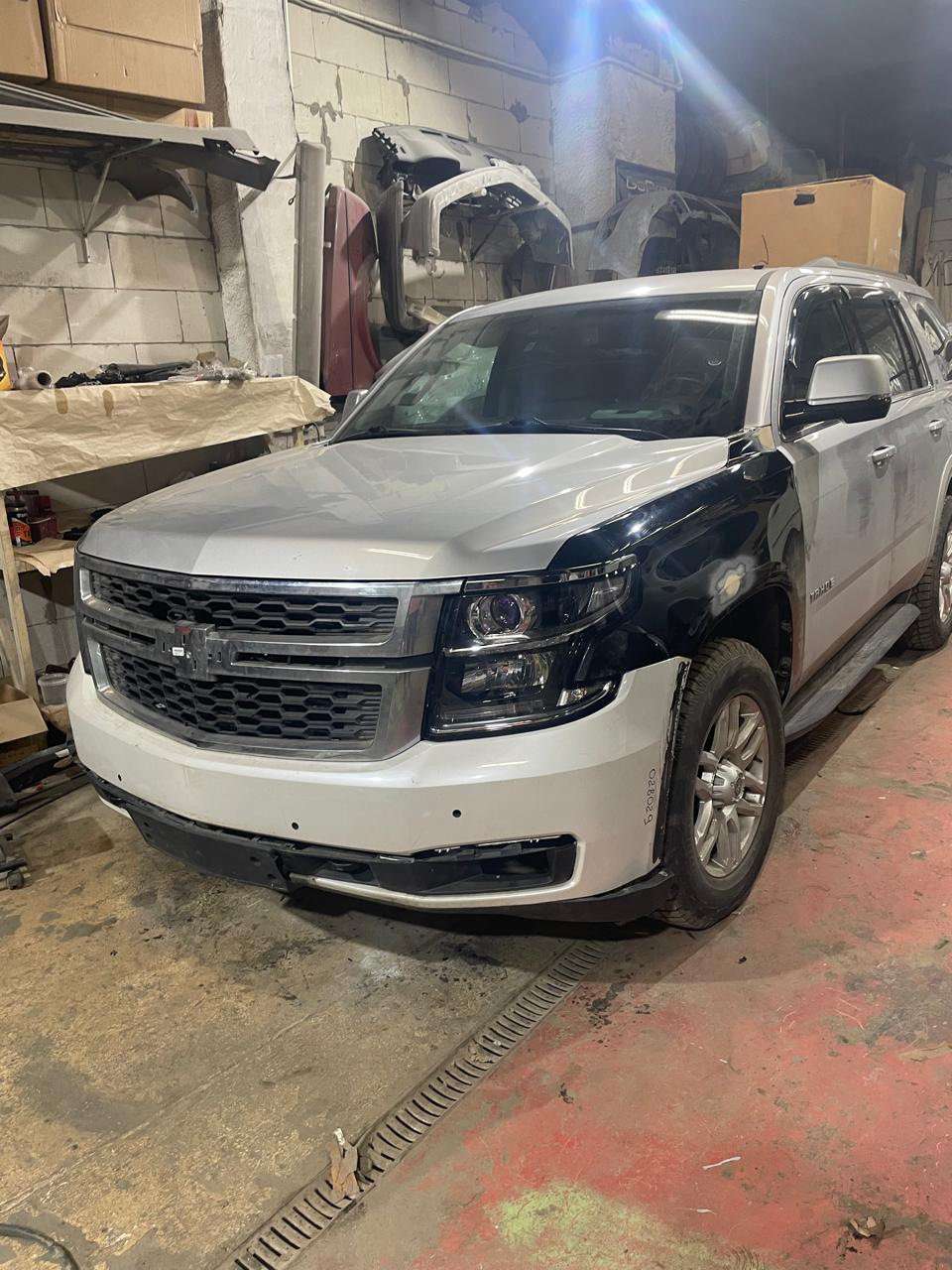 Подгонка деталей перед покраской — Chevrolet Tahoe (GMT K2UXX), 6,2 л ...