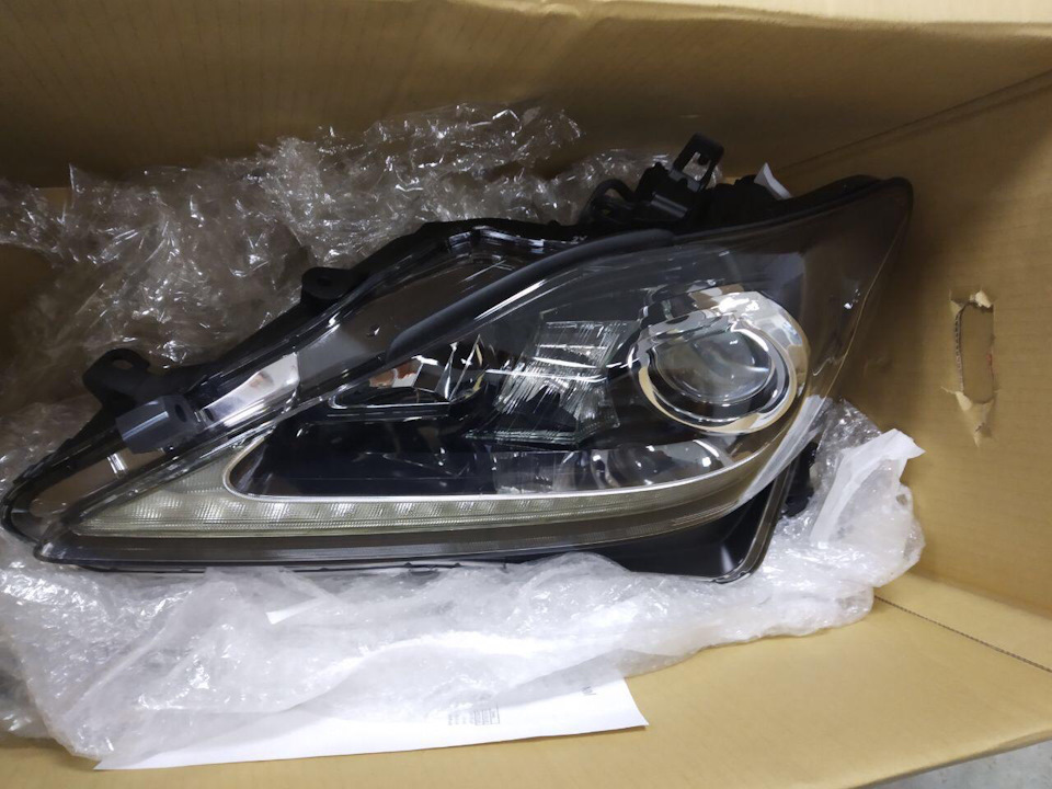 Фары рест-2 — Lexus IS II, 2,5 л, 2008 года | тюнинг | DRIVE2