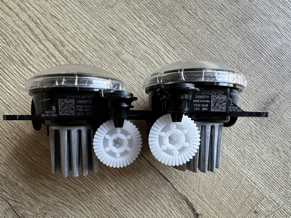 31689175 Fog Light (Right) Volvo | Запчасти на DRIVE2