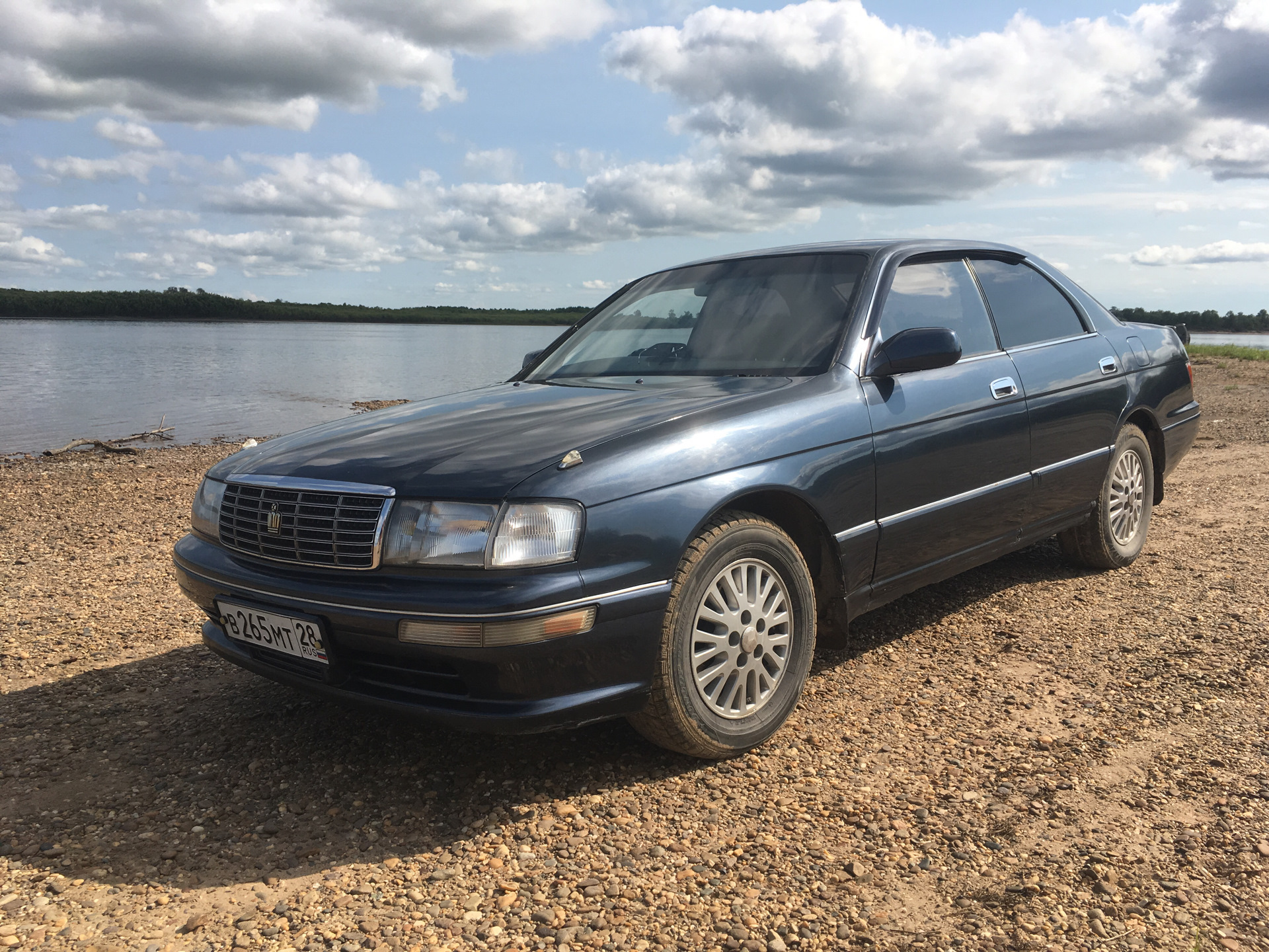 Просто фотки. грусть по лету)) — Toyota Crown (S140), 2,5 л, 1995 года ...