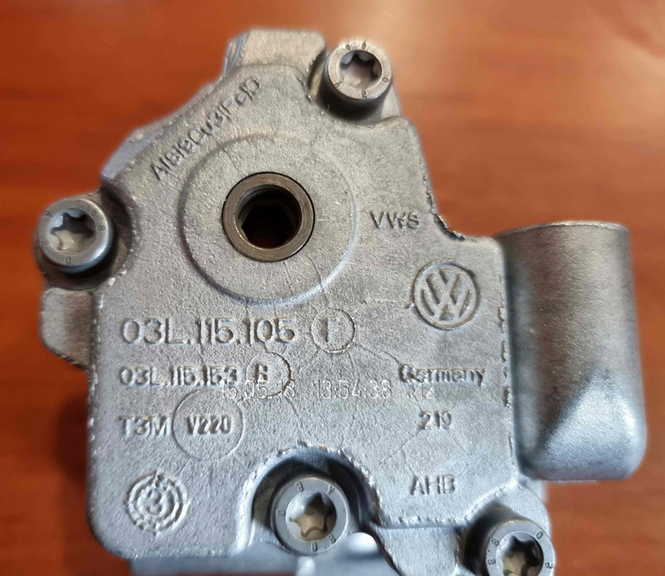03L115105F Насос масляный VAG | Запчасти на DRIVE2