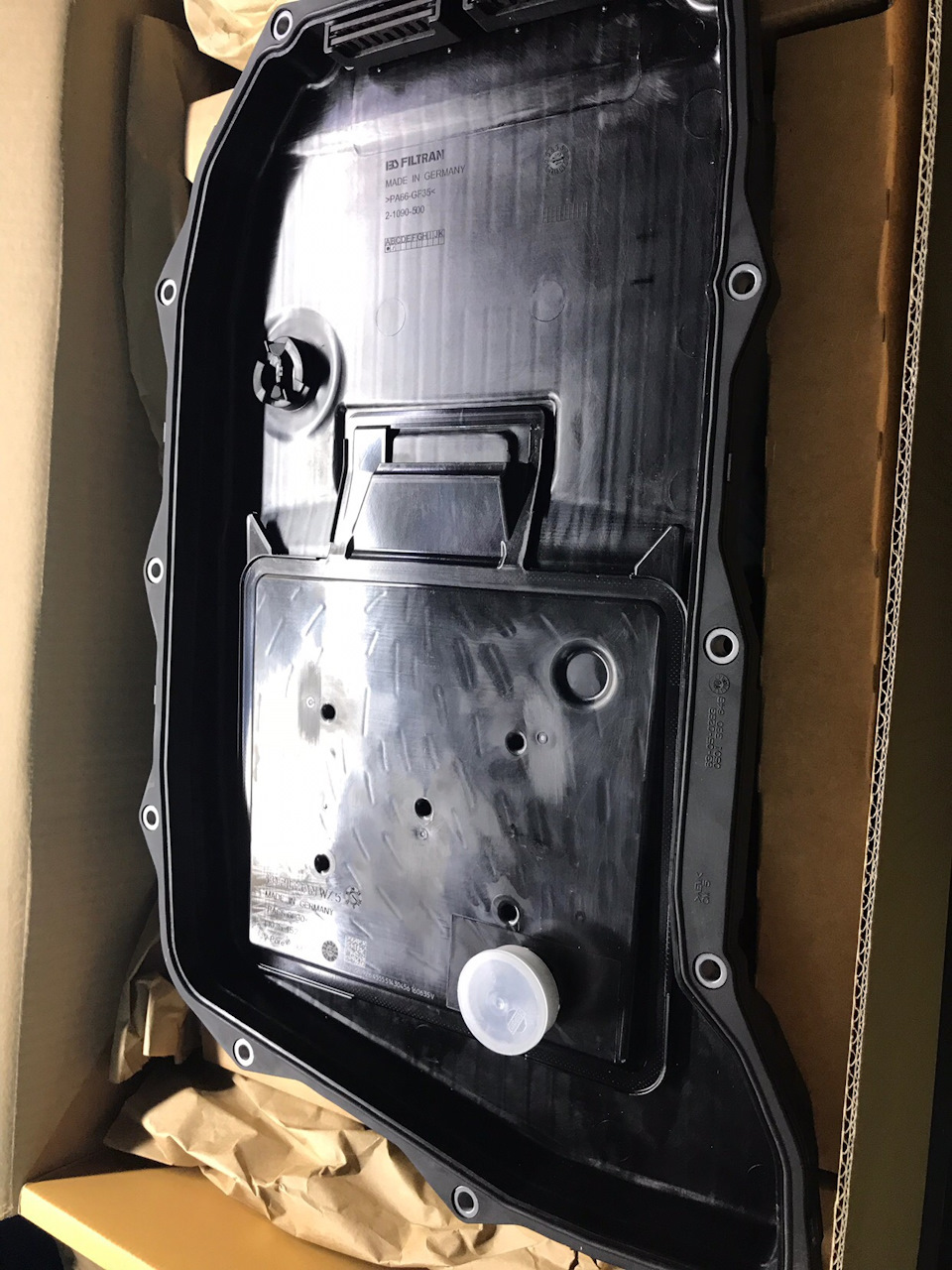 Замена масла в коробке ZF!) — Audi Q7 (2G), 3 л, 2015 года | плановое ...